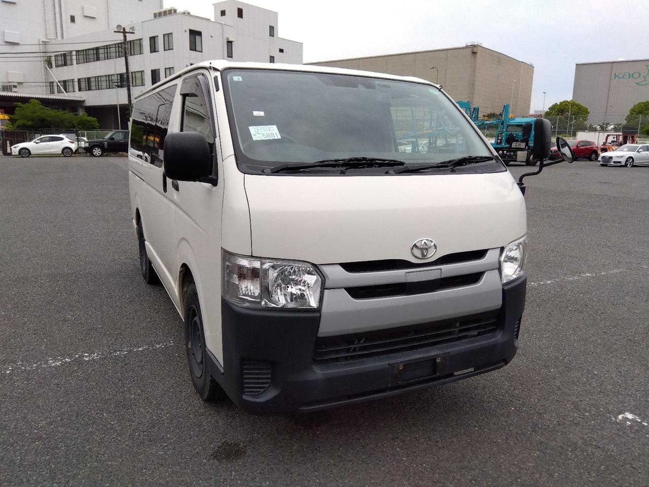 TOYOTA HIACE DX – PKG 2020 – The City Auto BD