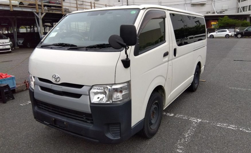 TOYOTA HIACE DX – PKG 2020 – The City Auto BD